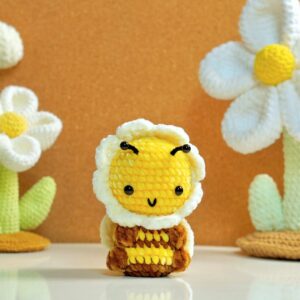 Bee Daisy Flower Free Crochet Pattern – KeinMaker